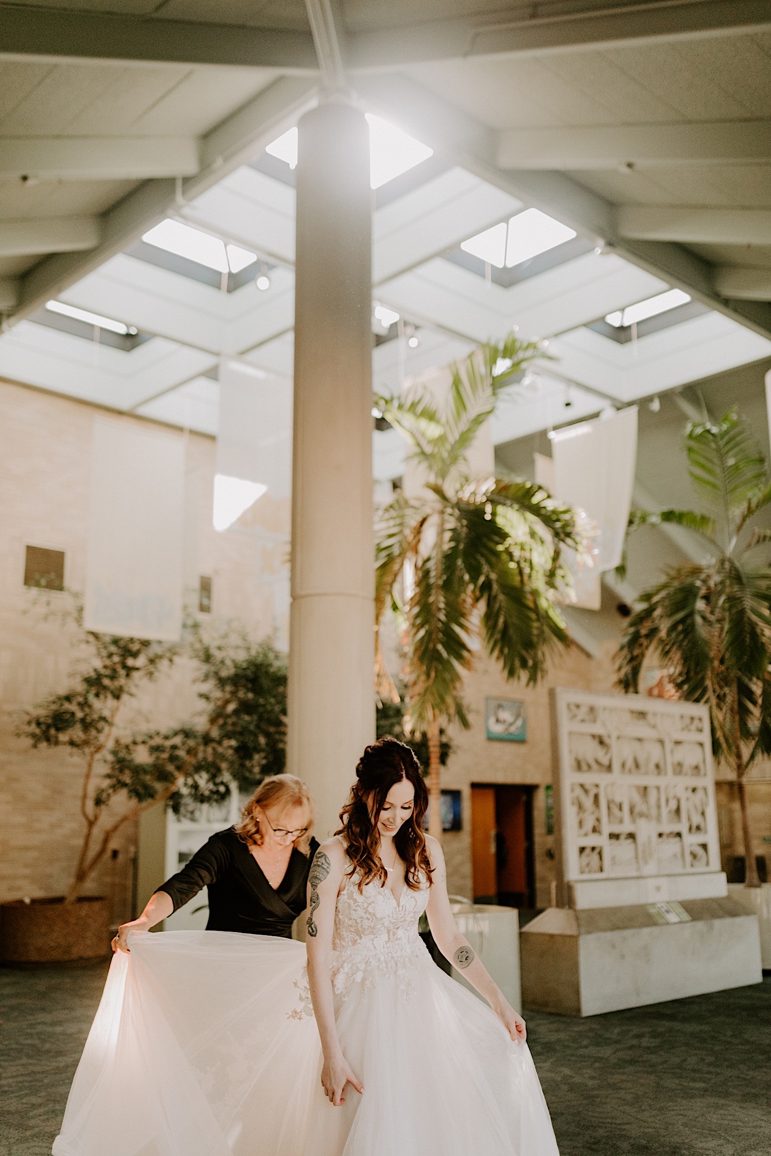 Fall Wedding at Chicago's Brookfield Zoo | Amy and Logan ...